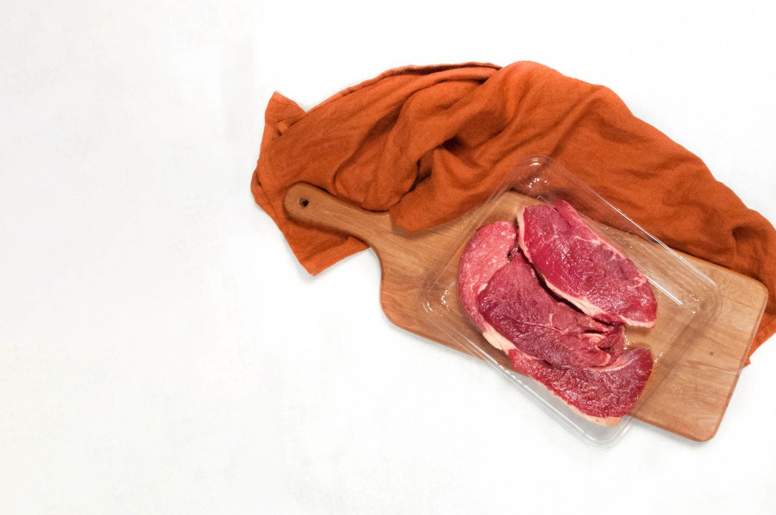 Plastic Butchery Trays – Meat & Fish Packaging | Custom-Pak